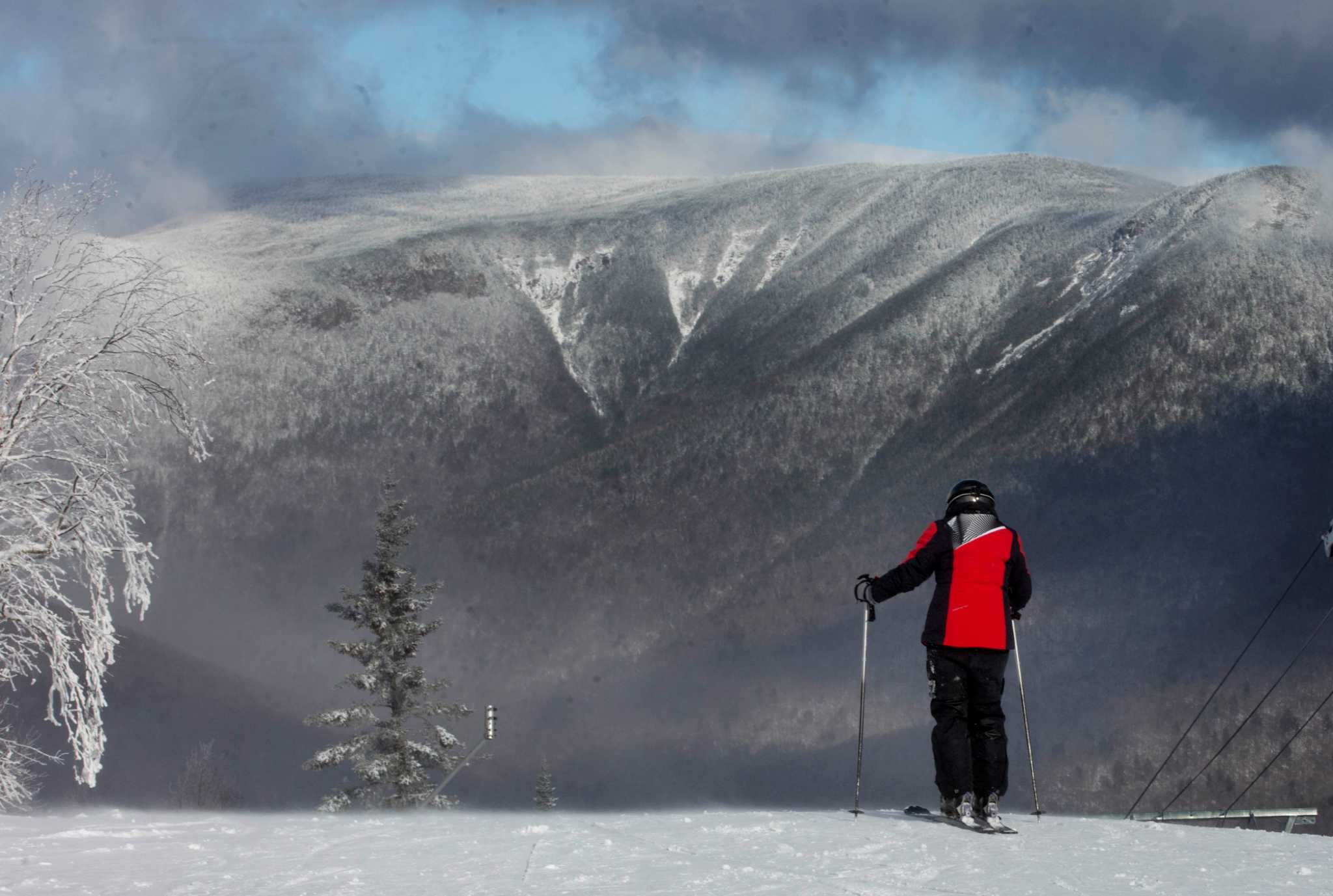 6 ways to score deals, discounts on ski trips this winter