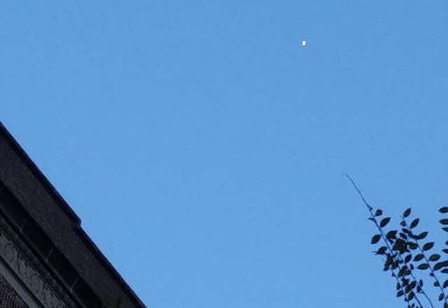 UFO spotted over Waco fools no one, not even tin-foiled alien hunters