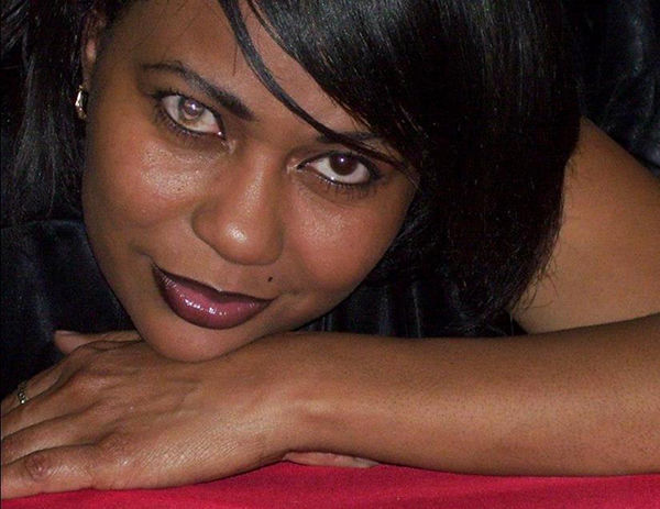 Swanson performing Houston tribute