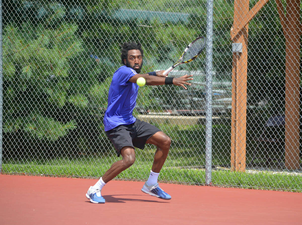 TENNIS: Sandgren advances to Futures quarterfinals