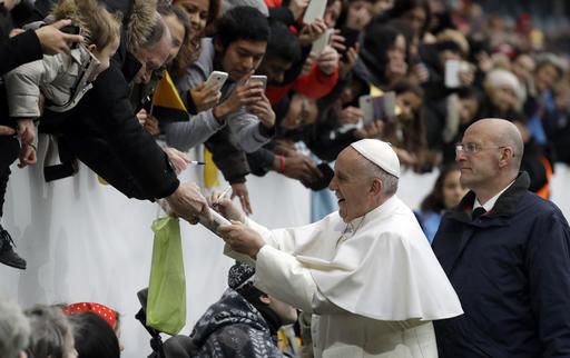 Pope celebrates Swedish Catholics after Luther commemoration