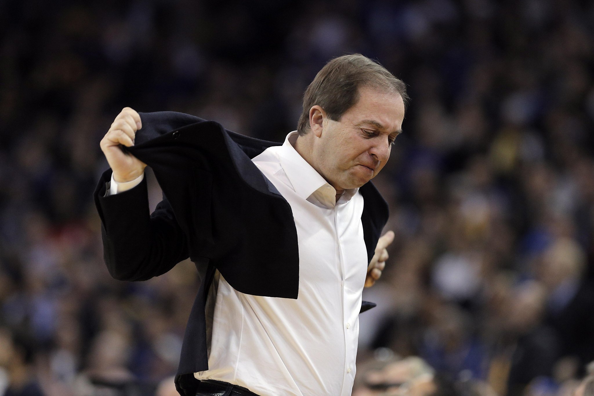 Scott Ostler: Boo who? An owner proves himself