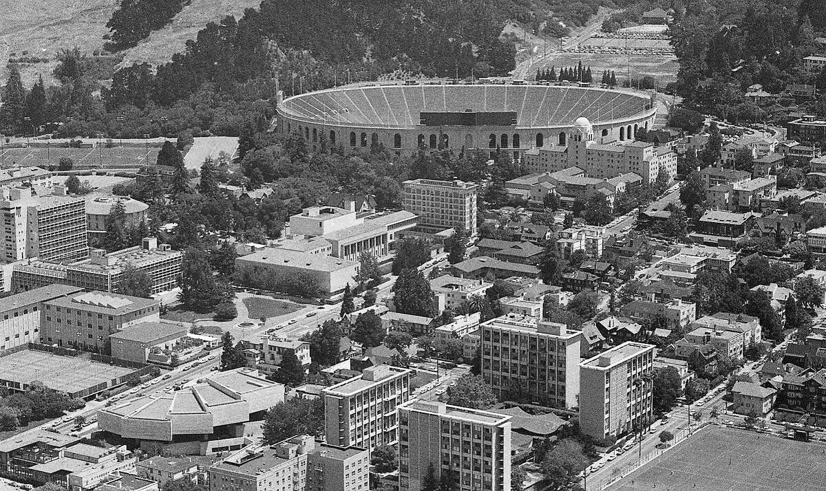 Beloved Bay Area sports landmarks: Many are gone. Here's what stands ...
