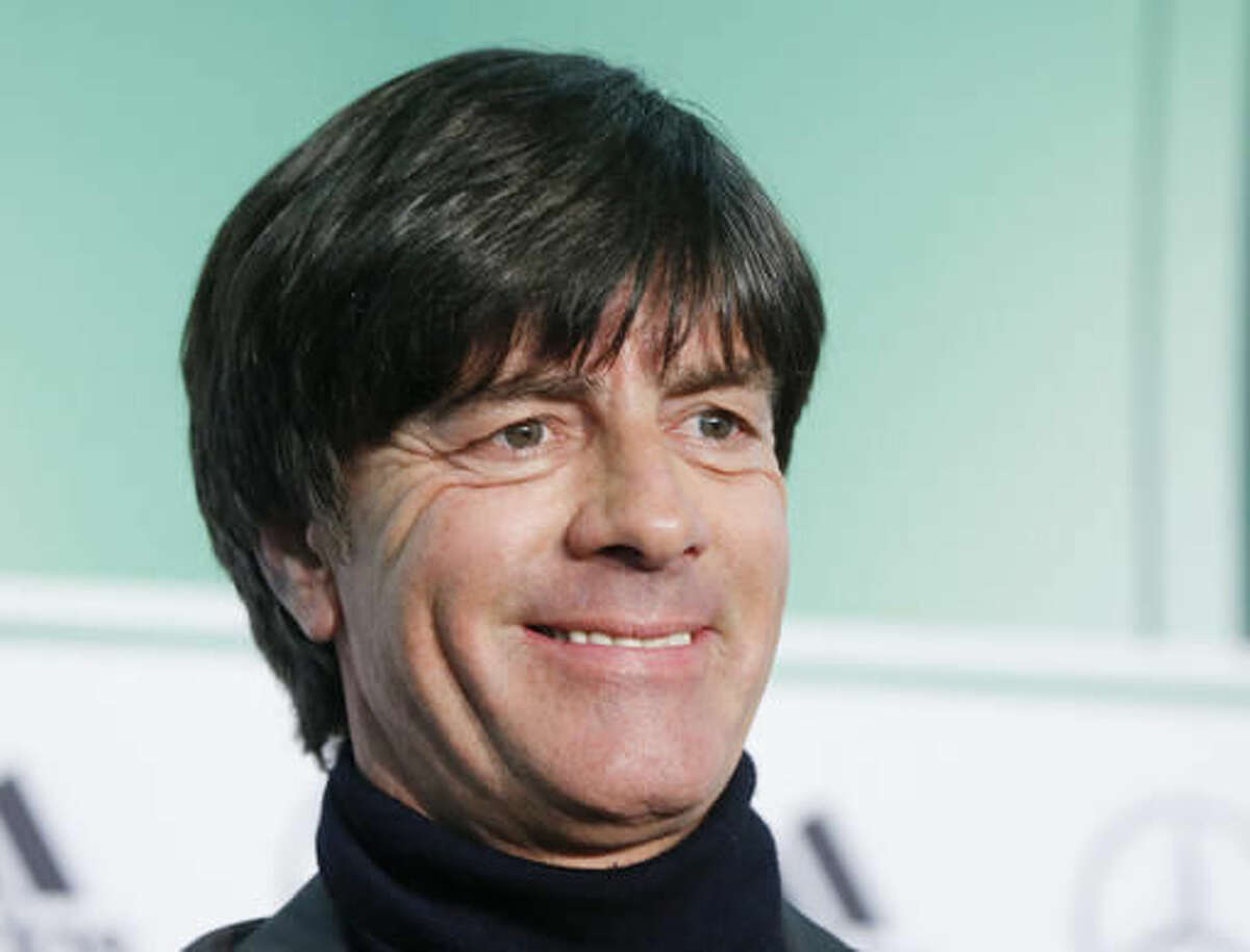 Joachim Loew extends Germany contract until 2020