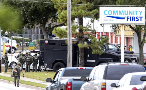 The Latest: SWAT team rescues Florida bank robbery hostages