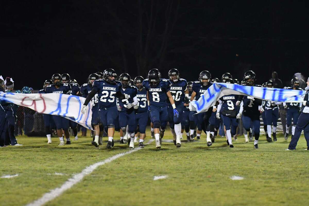 Ansonia, Dobbs advance to S final