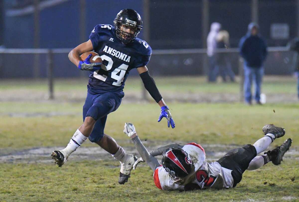 Ansonia, Dobbs advance to S final