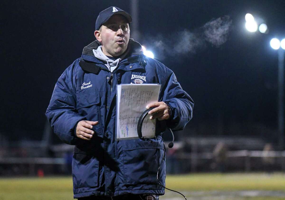 Ansonia, Dobbs advance to S final