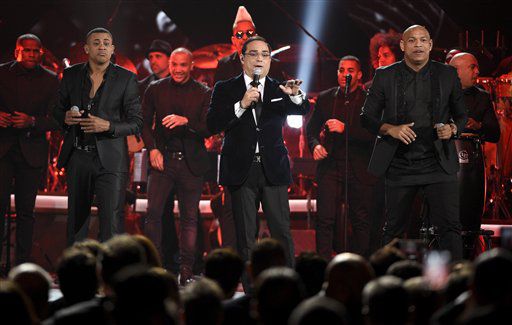 Marc Anthony vive Marc Anthony vive