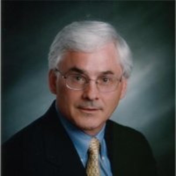 Markey, Arnold Center president, to retire