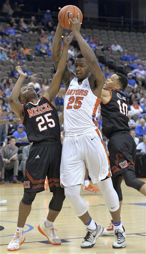 Justin Leon scores 17, Florida beats Mercer 76-54