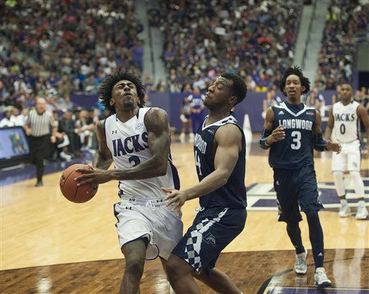 First-year coach Kyle Keller gets 1st victory with SFA