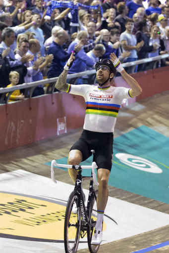 Wiggins hints that he might extend his career