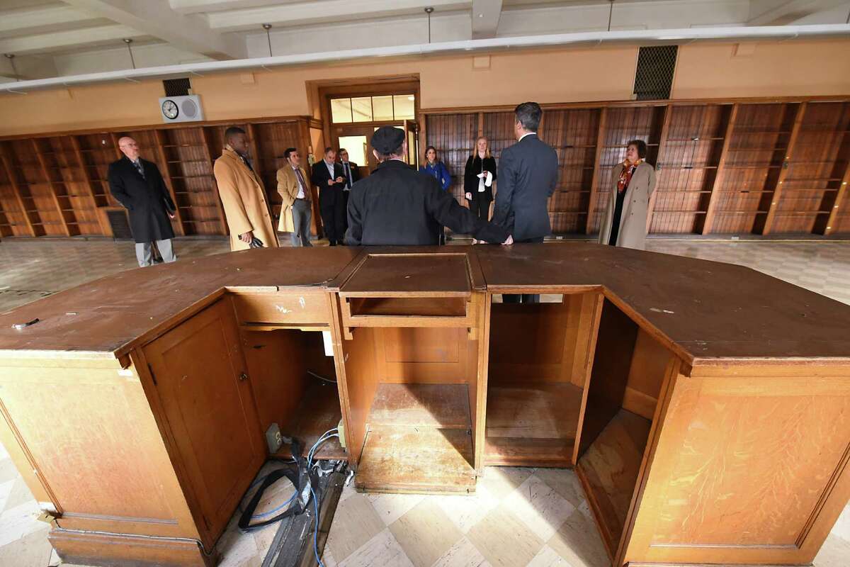 UAlbany offers tour of Schuyler Building