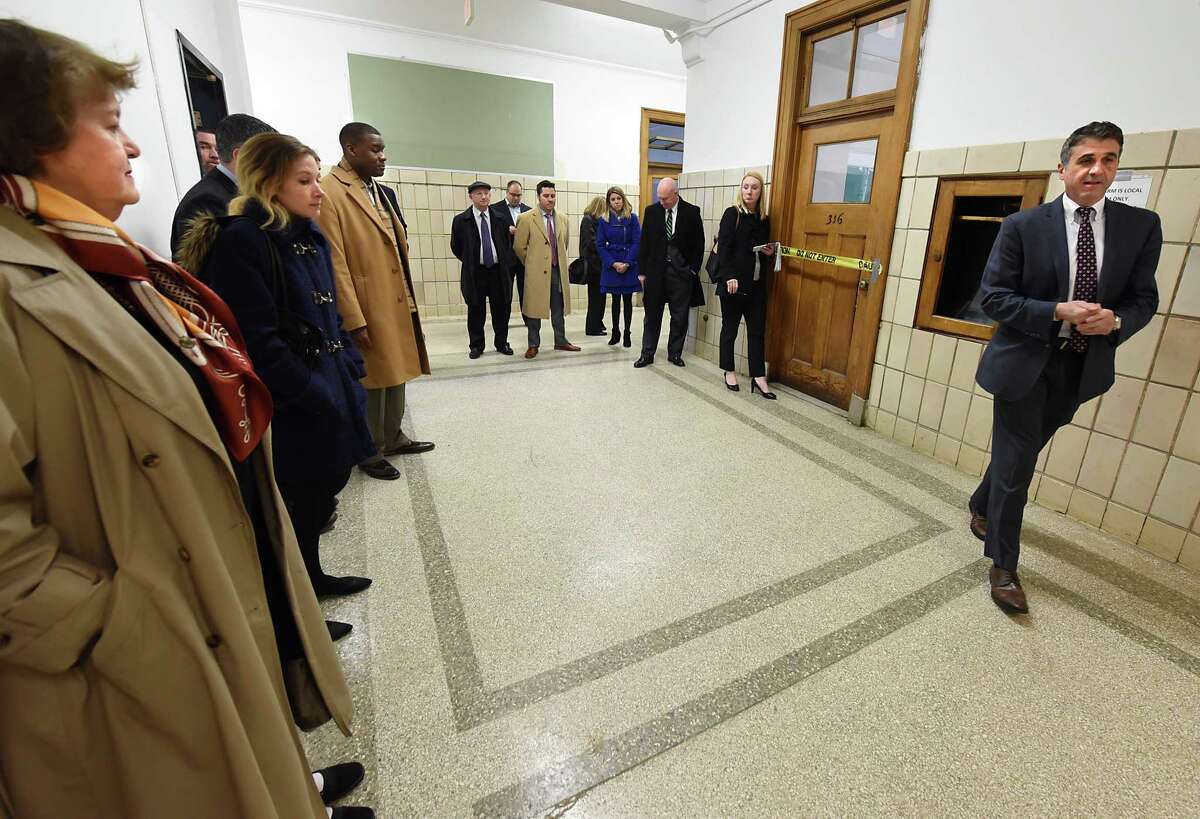 UAlbany offers tour of Schuyler Building