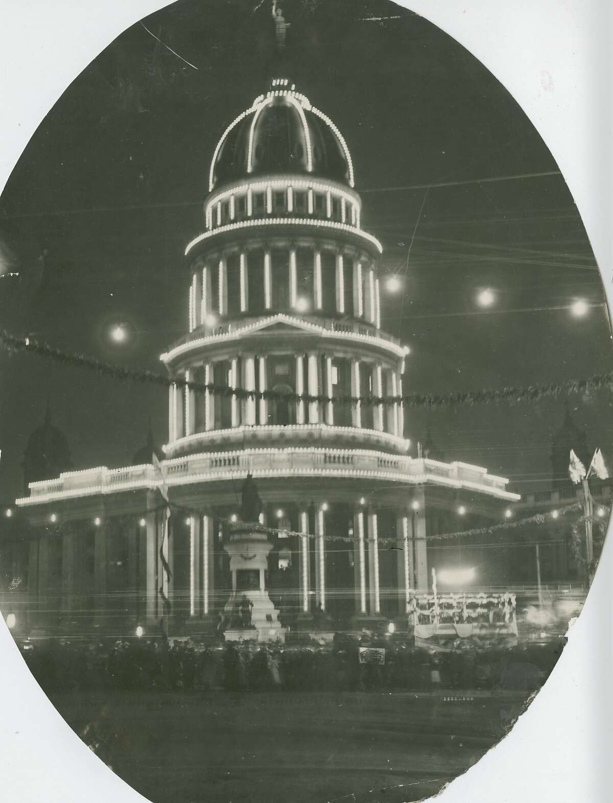 Inside City Hall, artist Jeremy Fish created 100 drawings of San ...