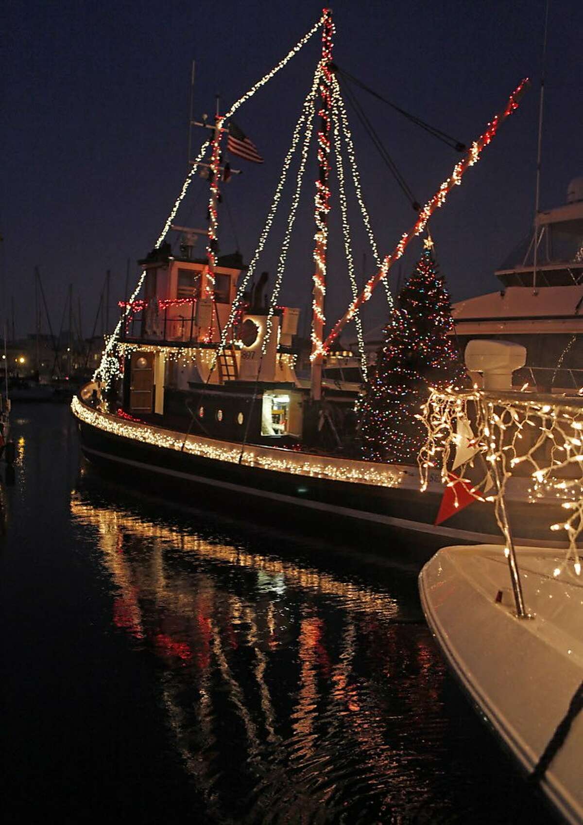 Holiday lighted boat parades in the Bay Area