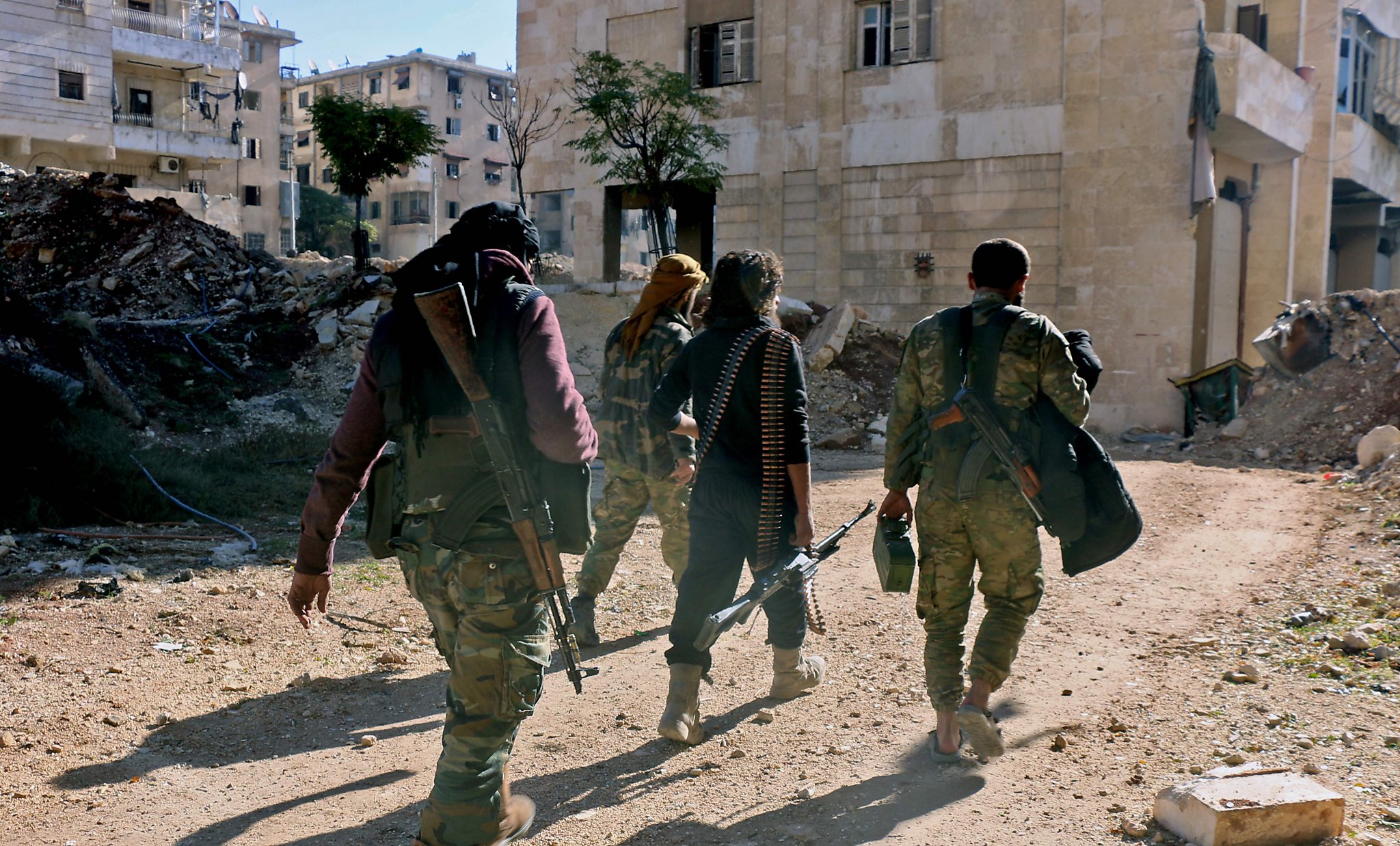 Syrian men fleeing Aleppo reportedly go missing