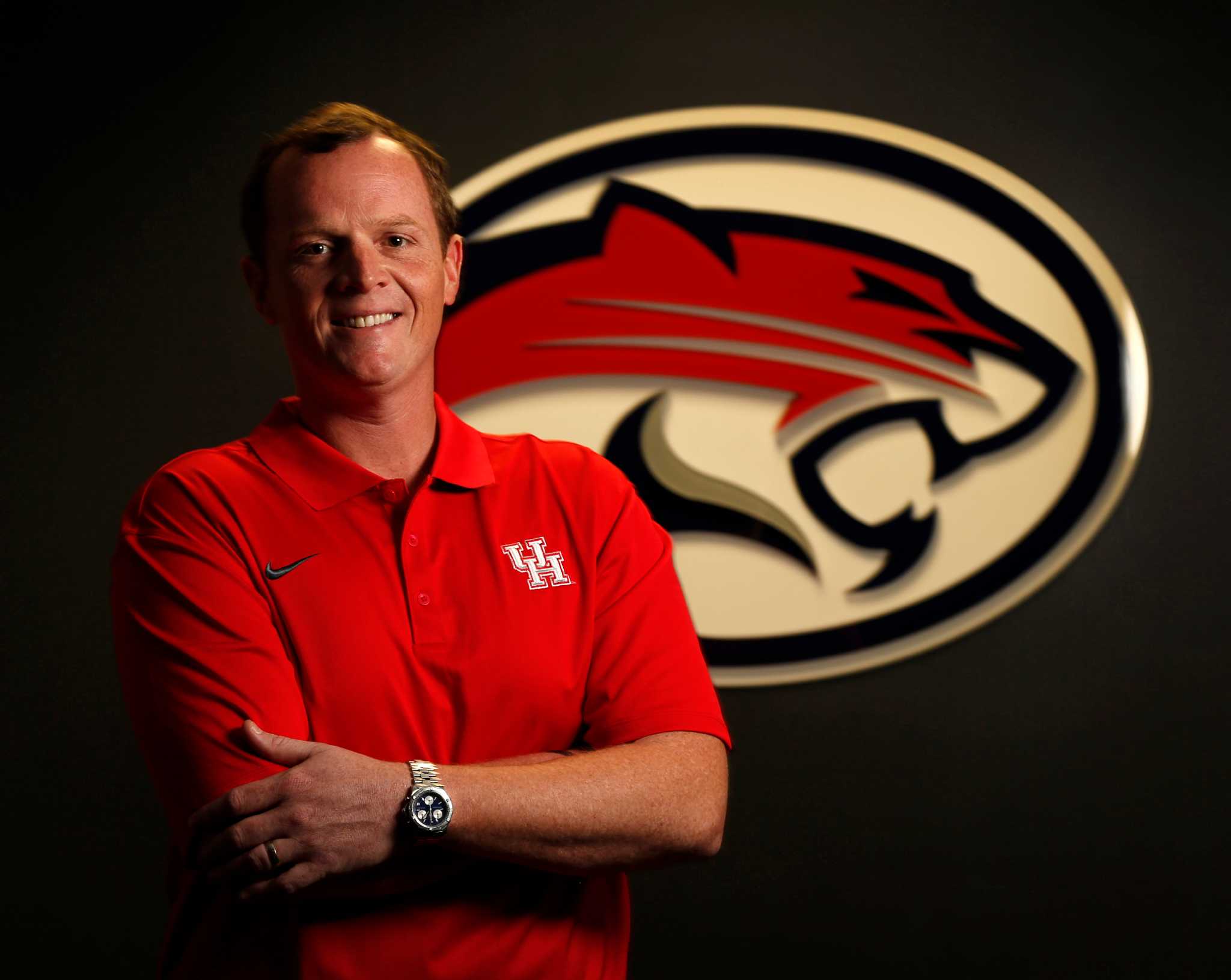 Major Applewhite takes over as coach at UH