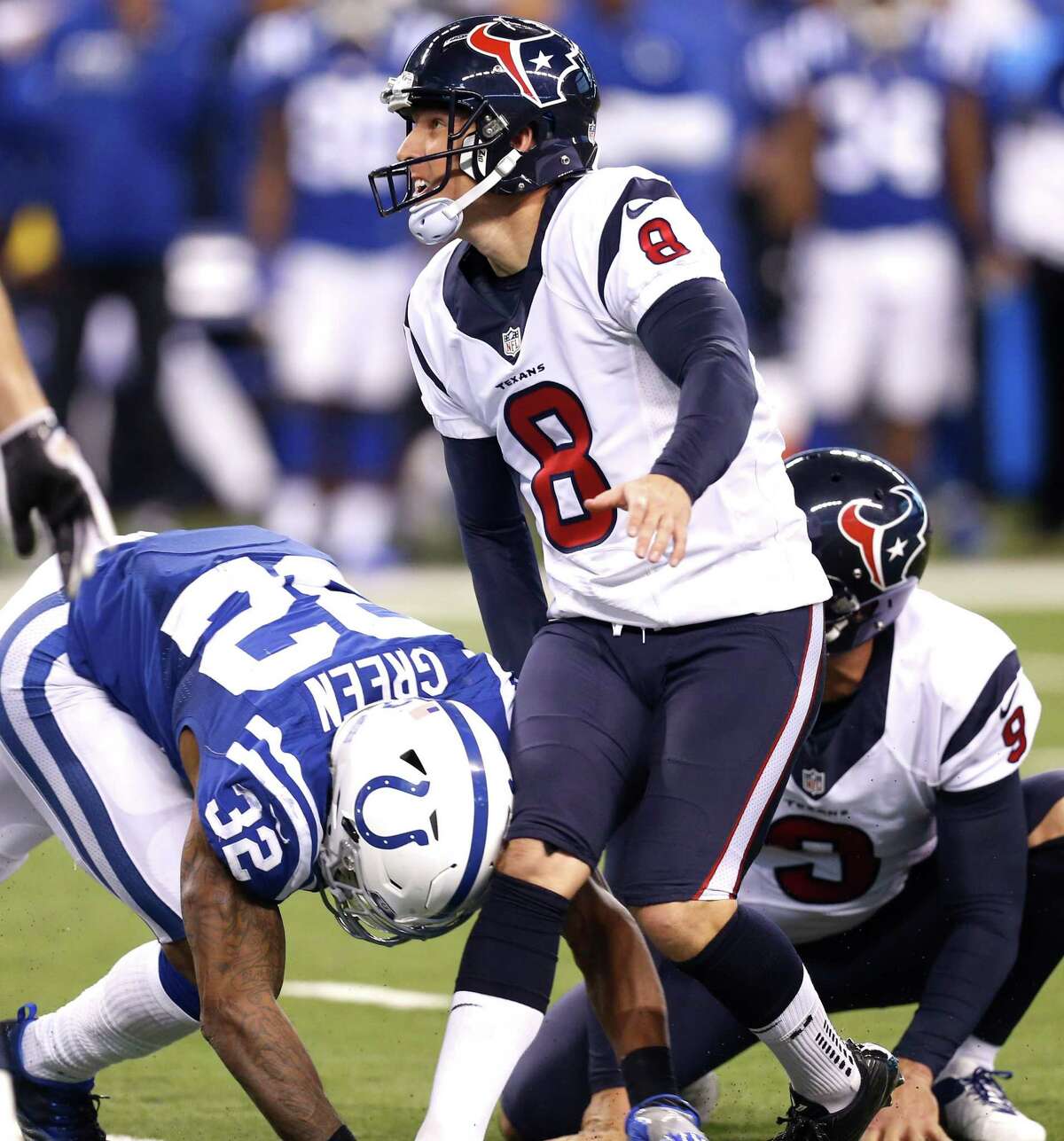 Healthy Jadeveon Clowney makes biggest play versus Colts