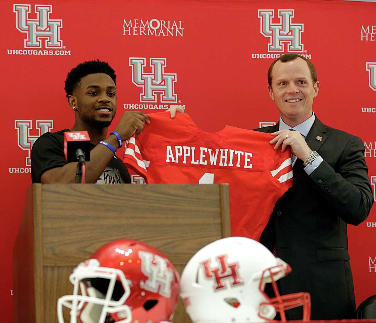 Major Applewhite finds perfect with UH football