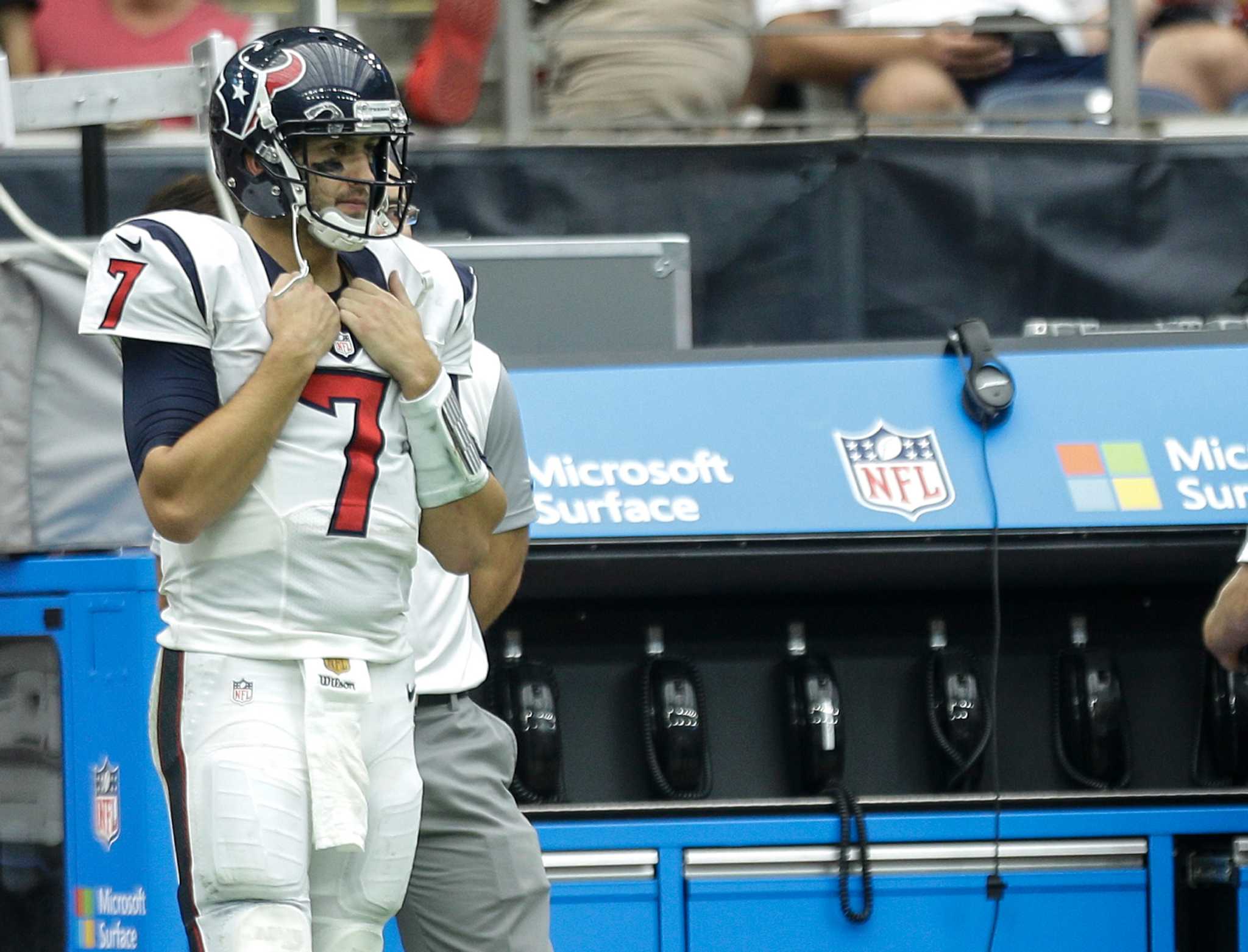 Who still has a landline phone? The Texans