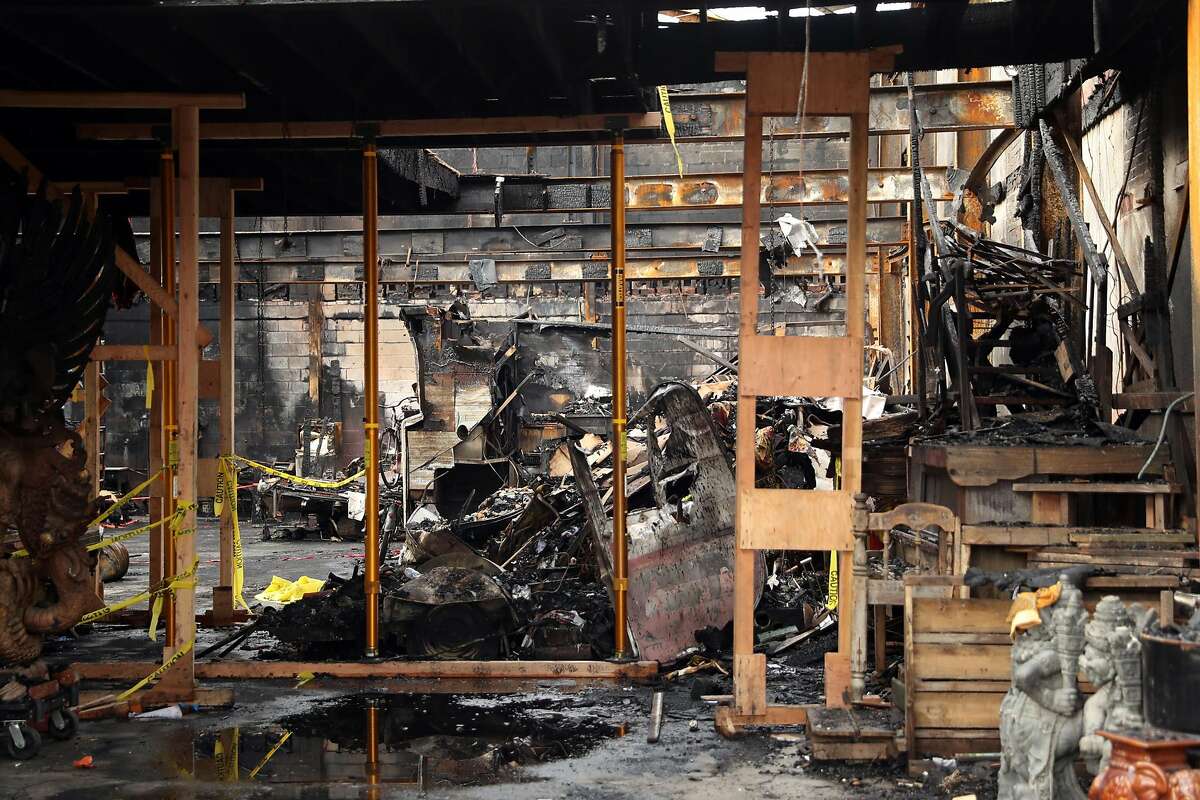 Mourners, onlookers get close view of Ghost Ship warehouse