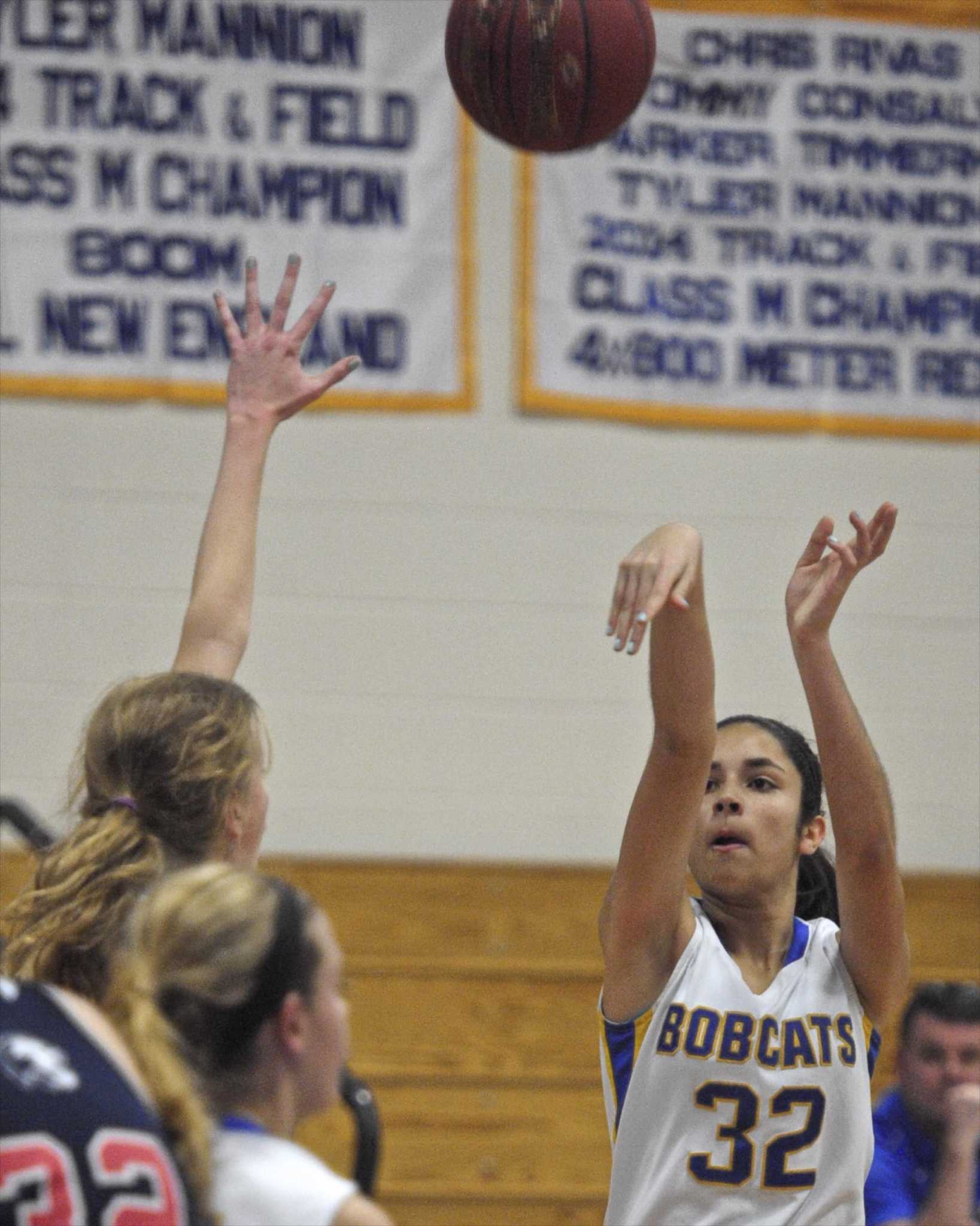 HIGH SCHOOL ROUNDUP: Brookfield girls rally for opening-night win