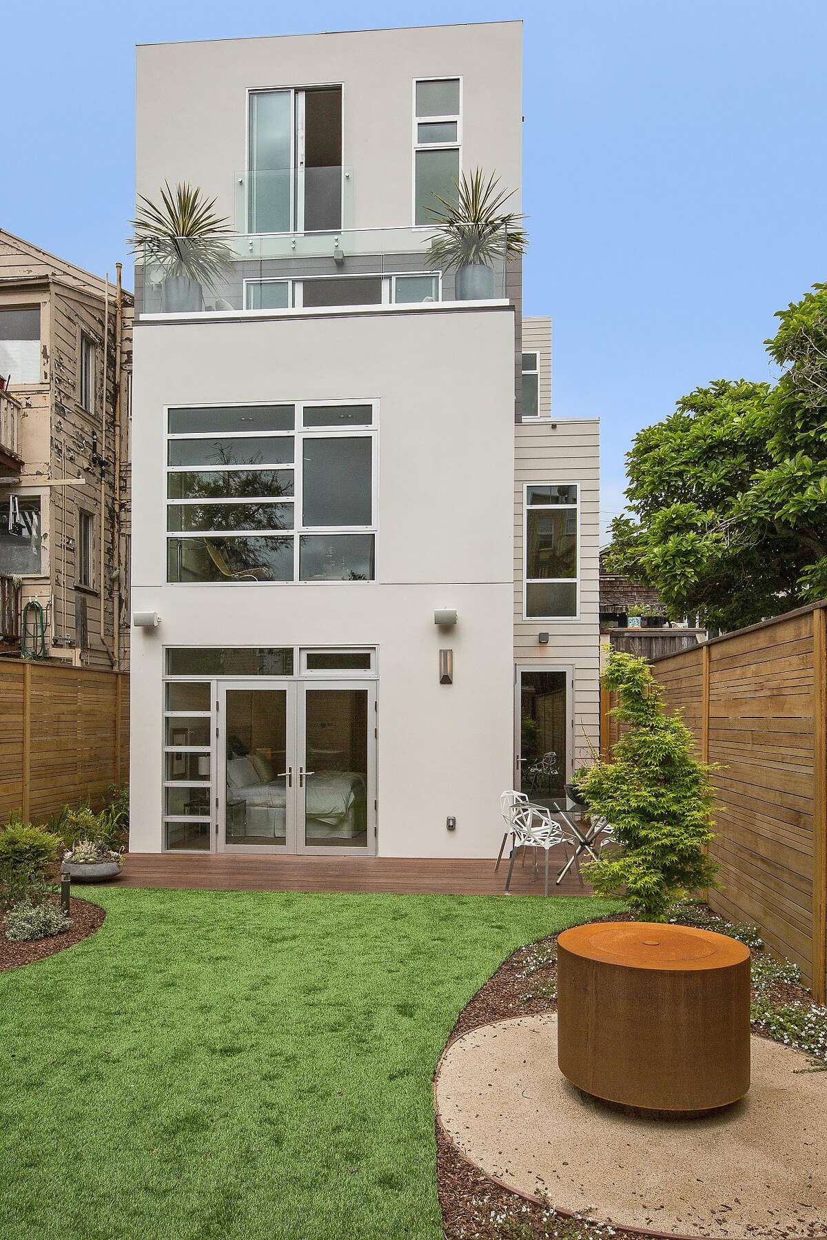 Two-level Noe Valley condo awaits first owner