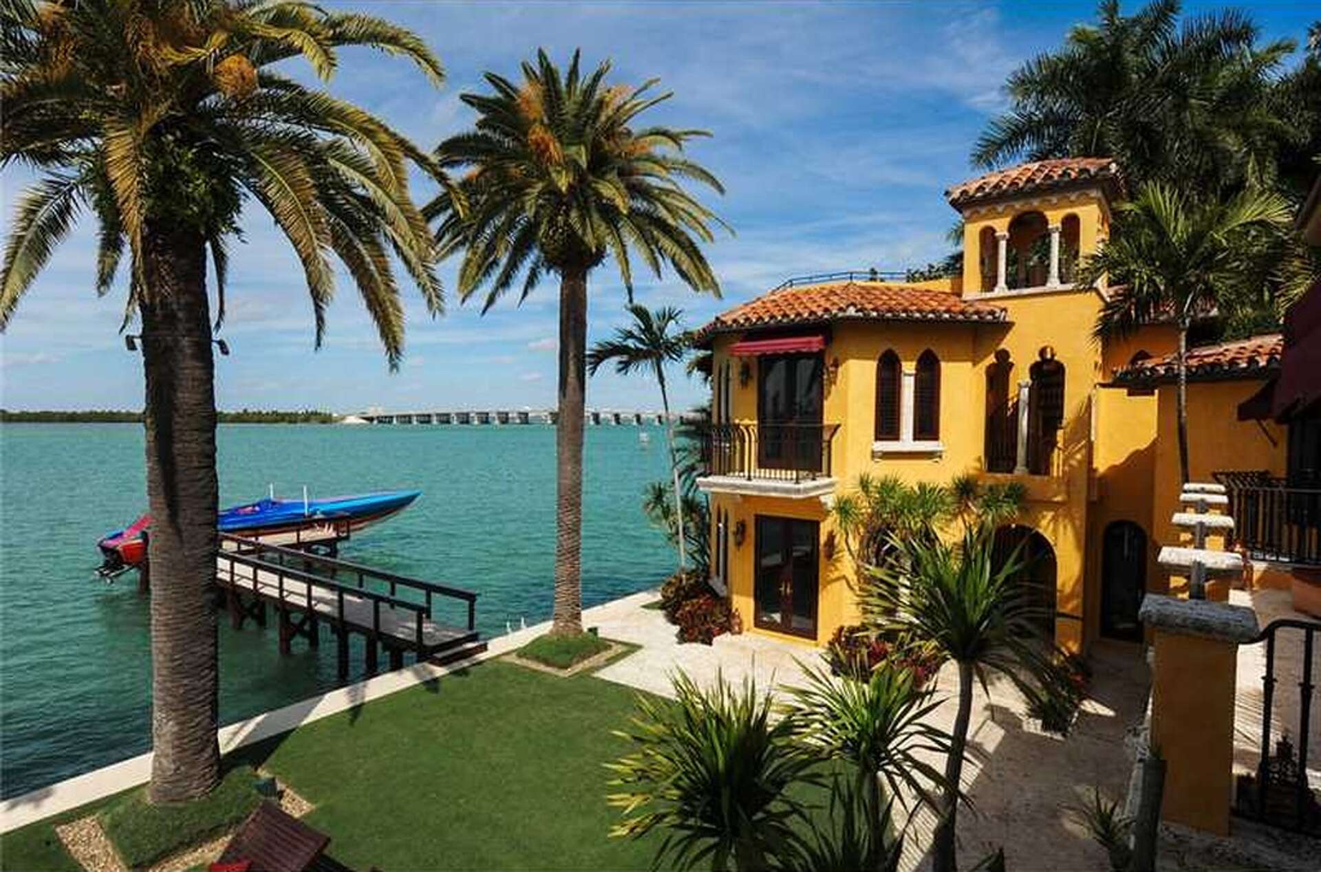 Enrique Iglesias Miami Mansion Enrique Iglesias Moves Into $26m Miami
