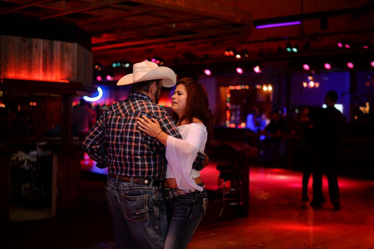 Photos: Midnight Rodeo spices up a chilly Wednesday with Ladies’ Night