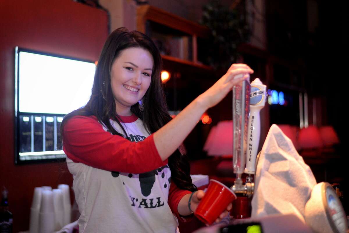 Photos: Midnight Rodeo spices up a chilly Wednesday with Ladies’ Night