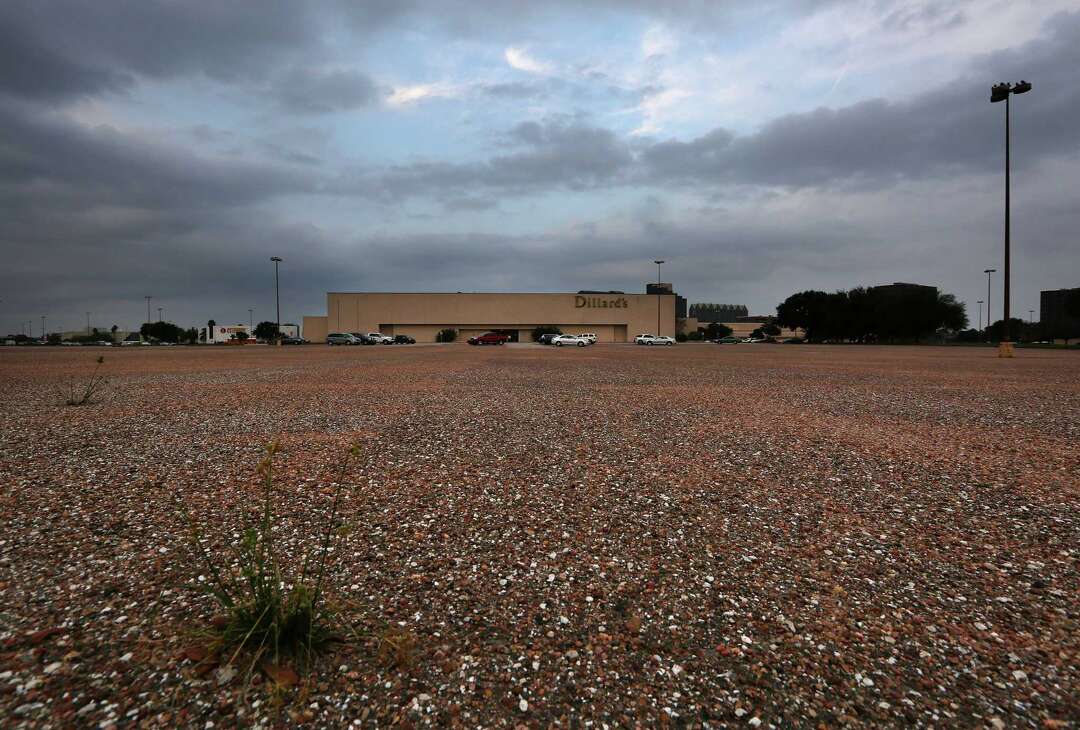 Greenspoint Mall under contract for redevelopment