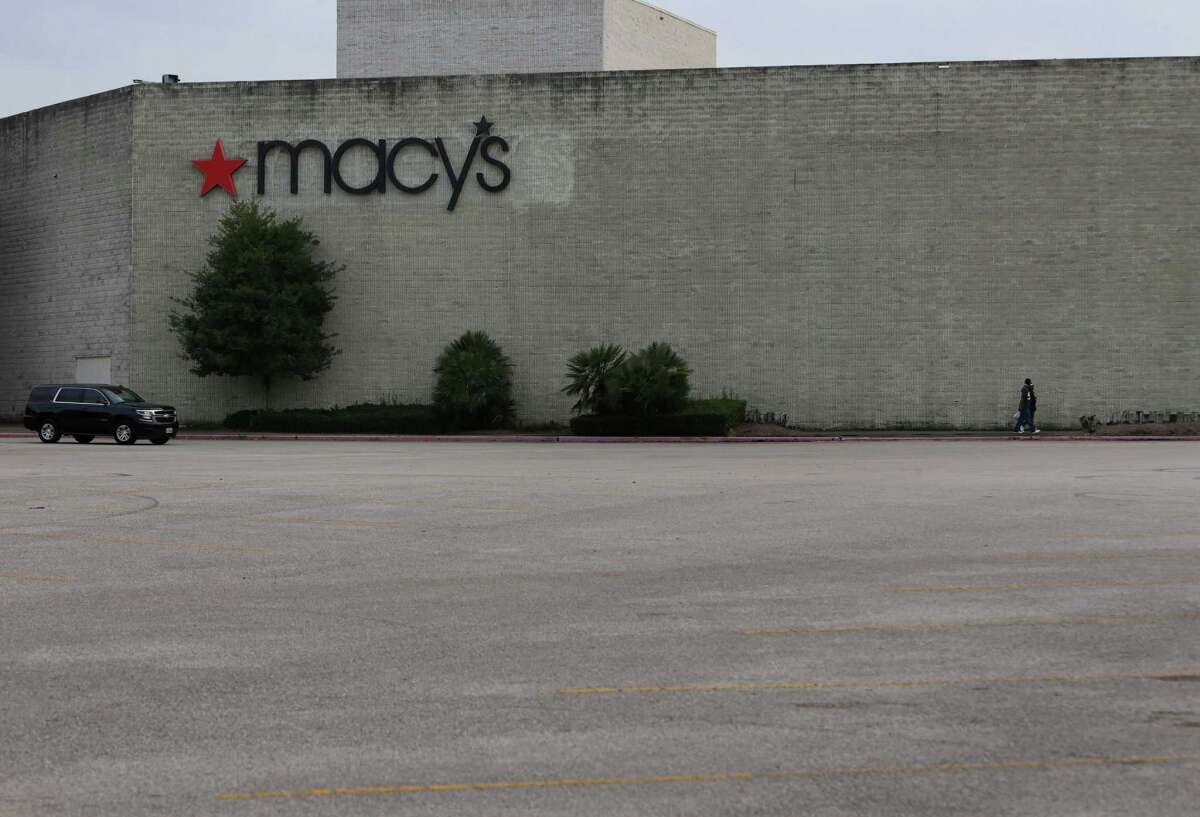 Greenspoint Mall's long decline offers lessons for retailers