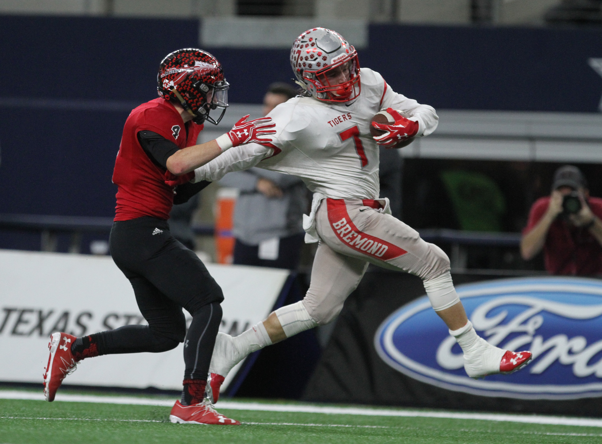 HS FOOTBALL: Bremond QB captures 3rd straight state title, topping Iraan