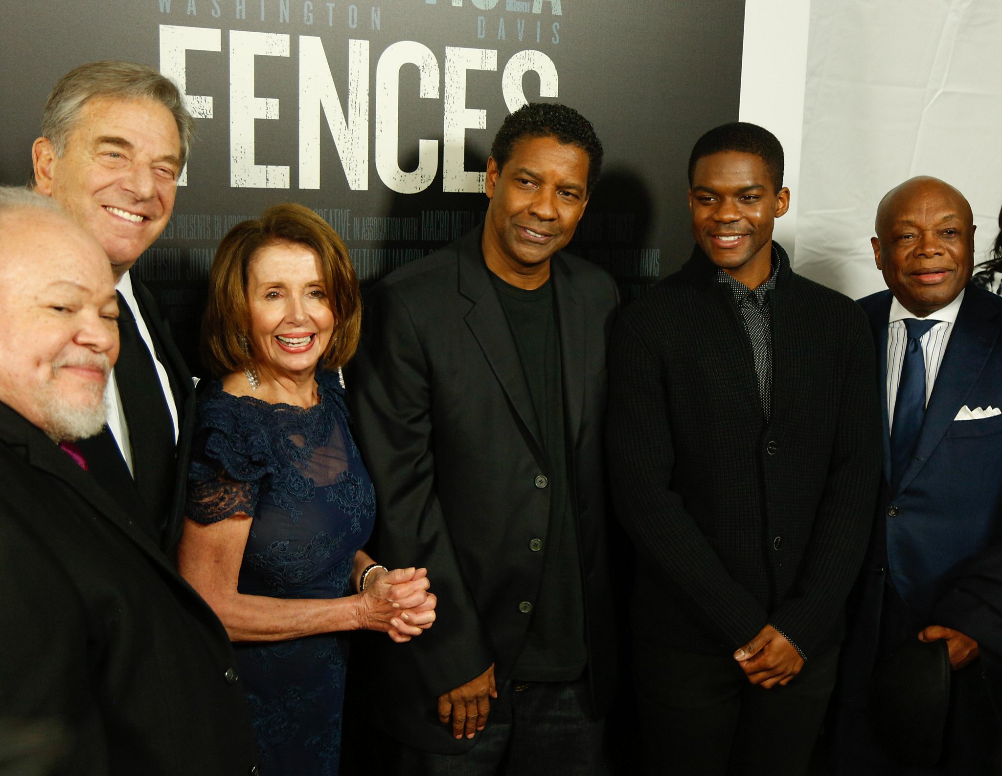 Denzel Washington visits San Francisco for premiere of 'Fences'