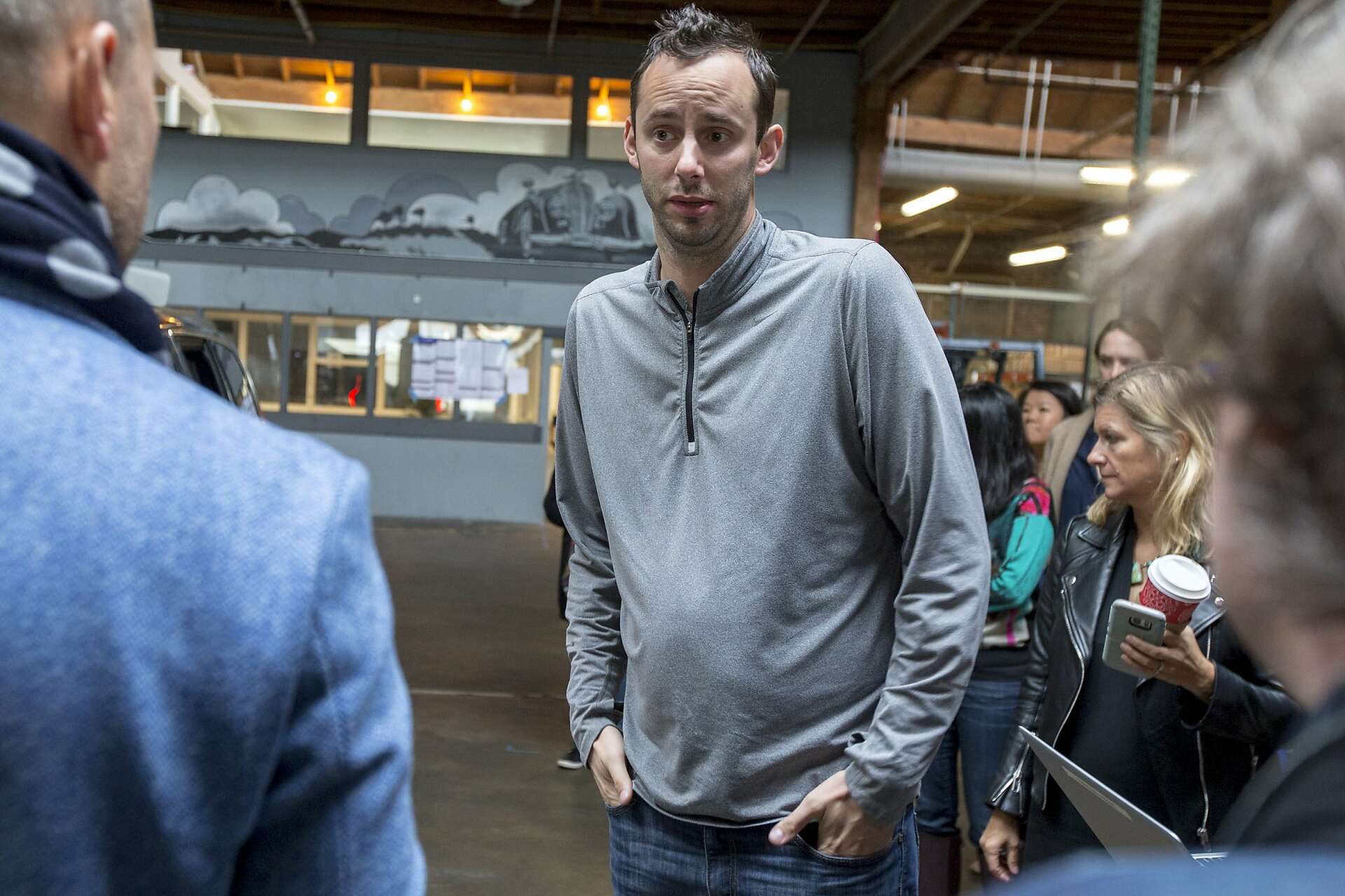 Uber’s self-driving cars stay on SF roads, defying city and DMV