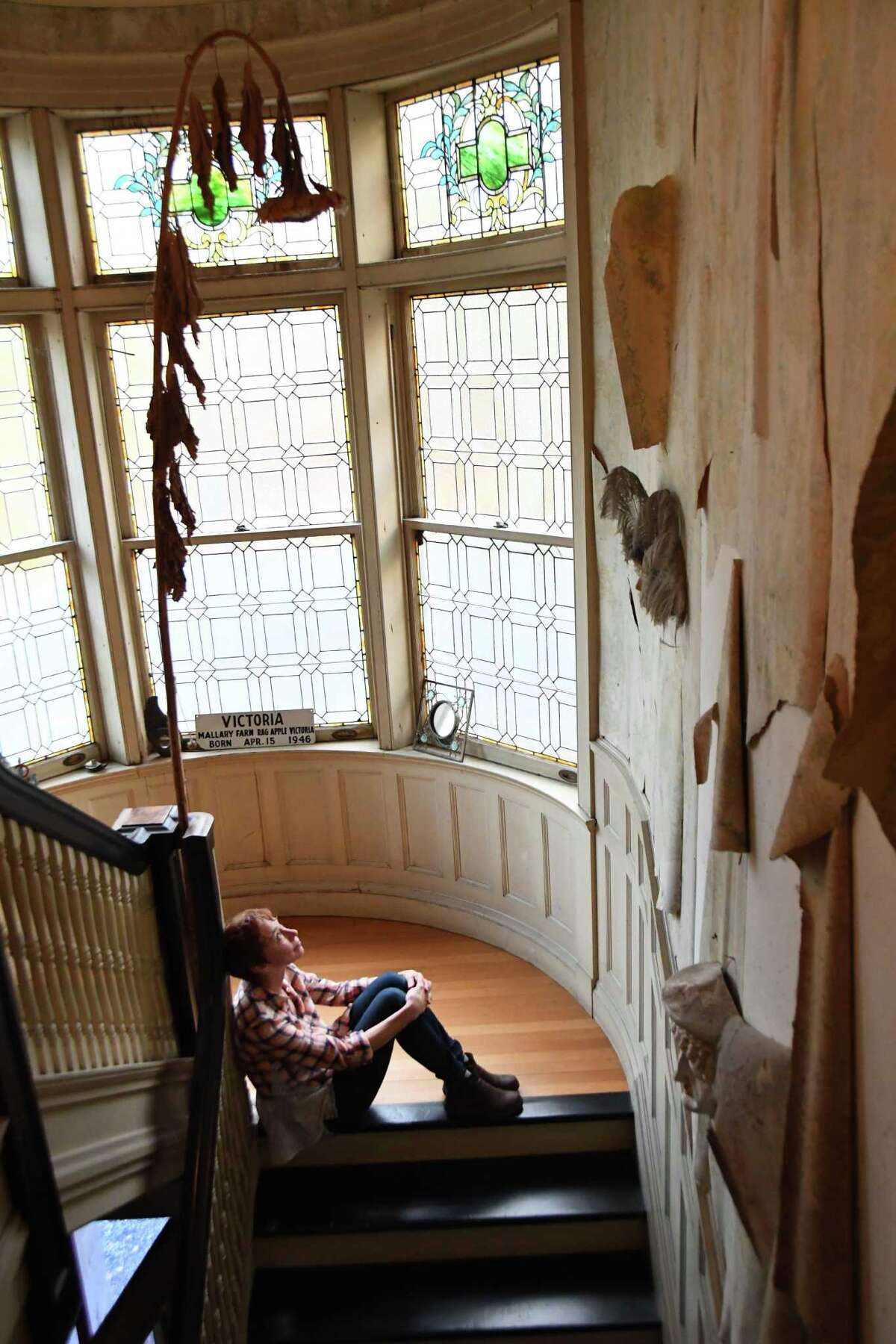 Inside Moses Pendleton and Cynthia Quinn’s inspiring, yet haunting house