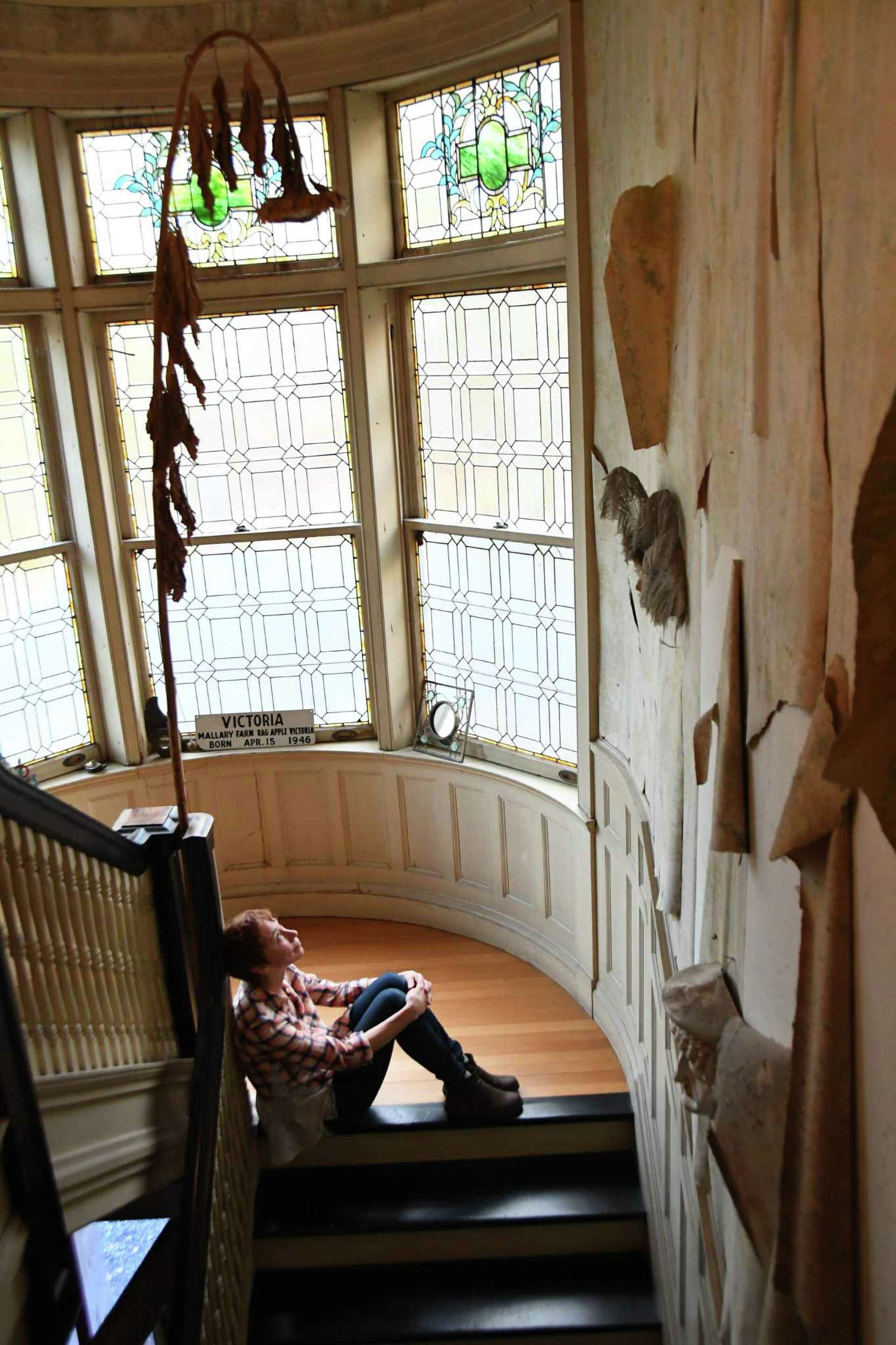 Inside Moses Pendleton and Cynthia Quinn’s inspiring, yet haunting house