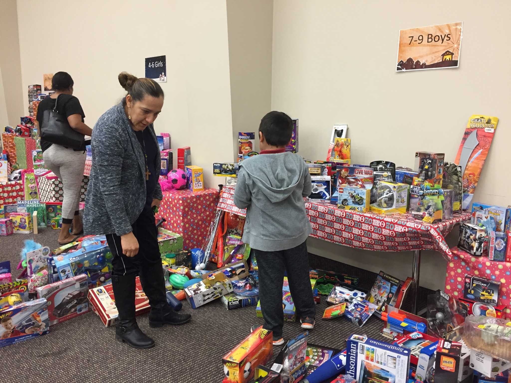 Toy drive helps families provide presents for kids