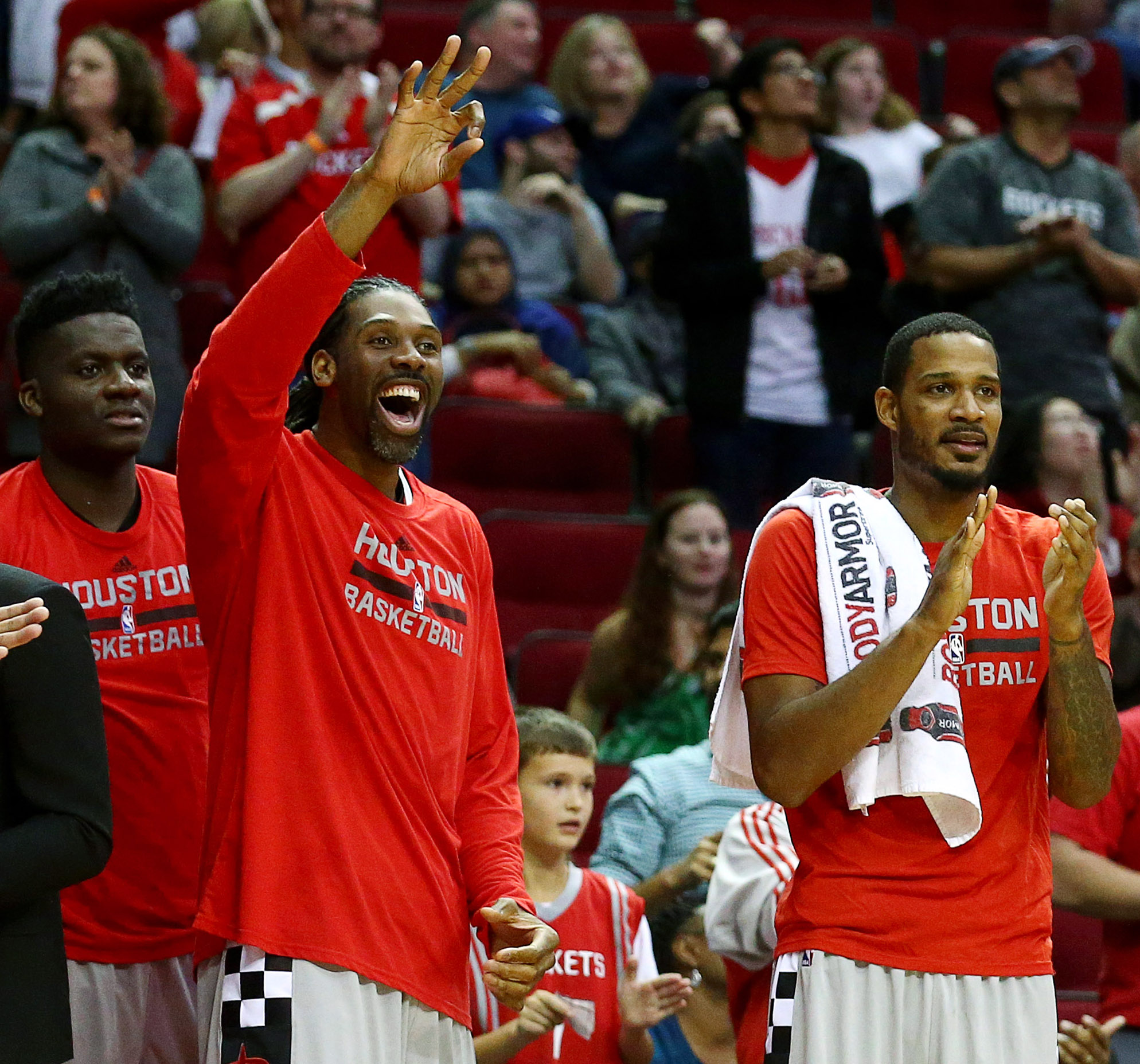 Rockets coach D'Antoni finding balance for Nene's minutes