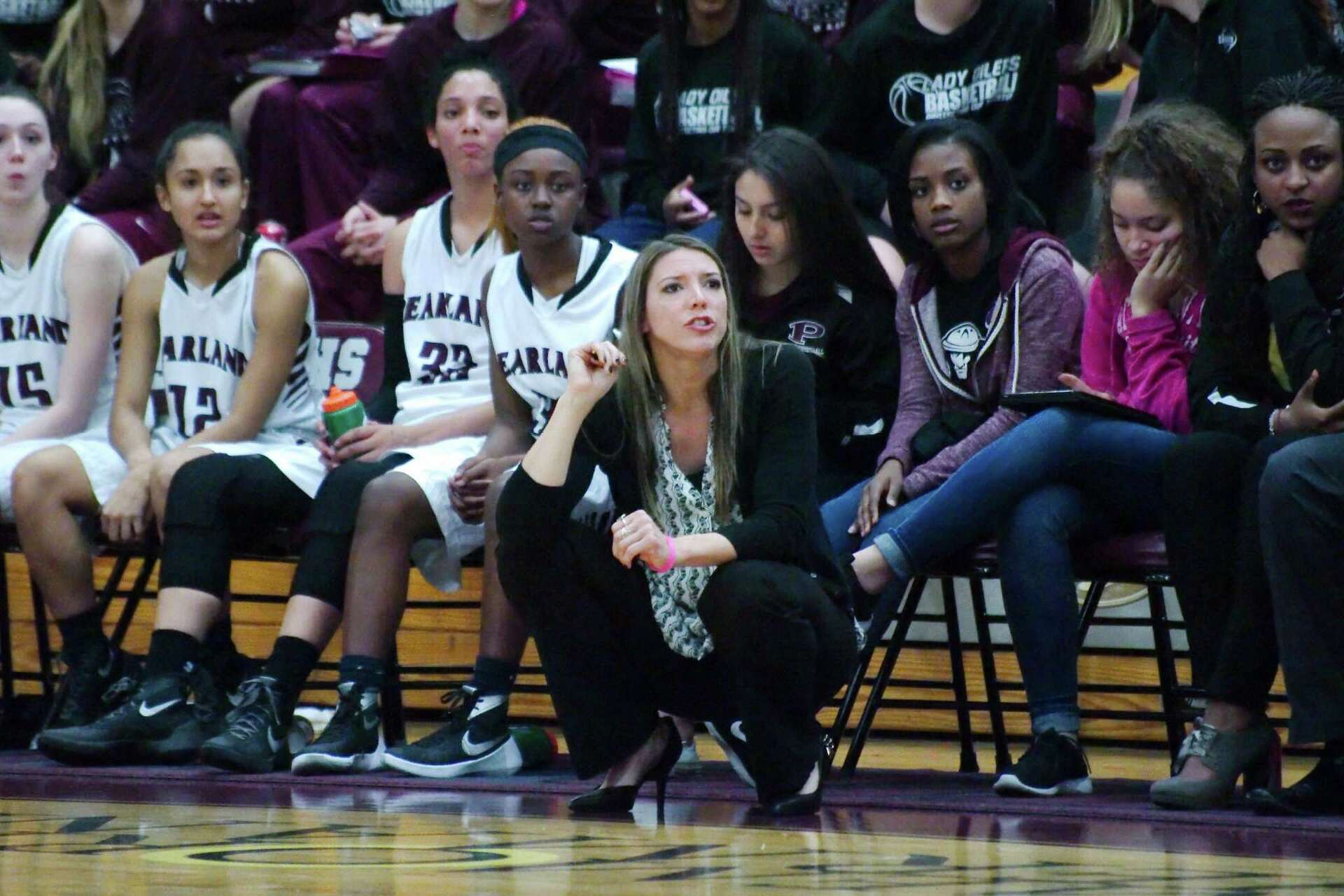 Girls' basketball: Injuries change Pearland's outlook
