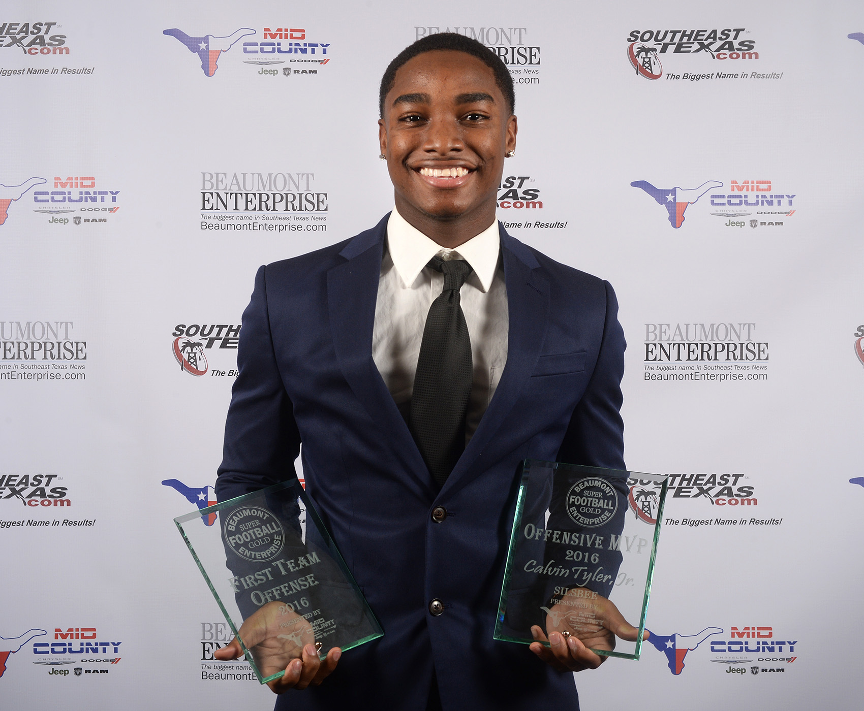 Calvin Tyler named 2016 Super Gold Offensive Player of the Year