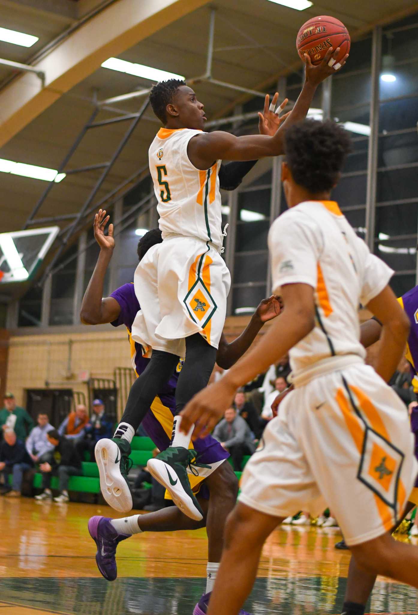 Trinity Catholic rolls over Prince Tech in opener