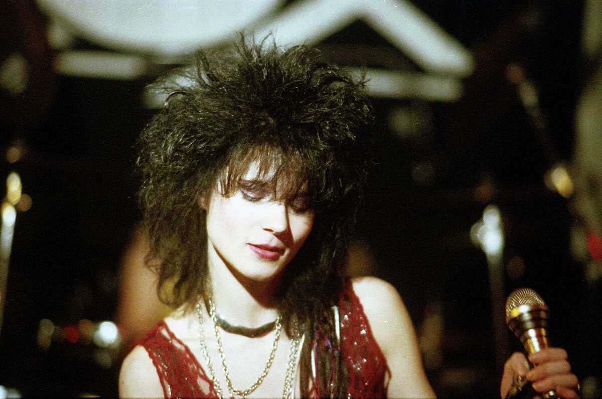 30 years ago: A new face at 6 p.m., house moving, Houston music scene