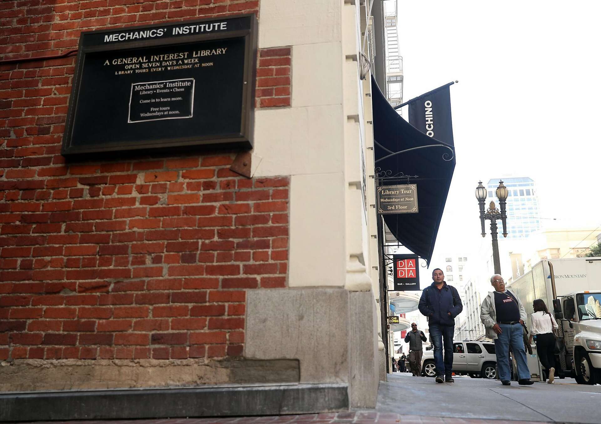 DaDa Bar finds renewed energy in new downtown space