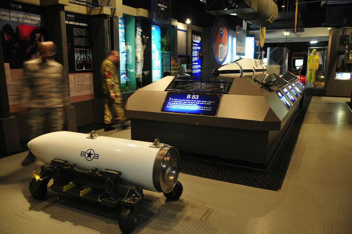 Connecticut nuclear plant guard falsified records, failed to test weapons