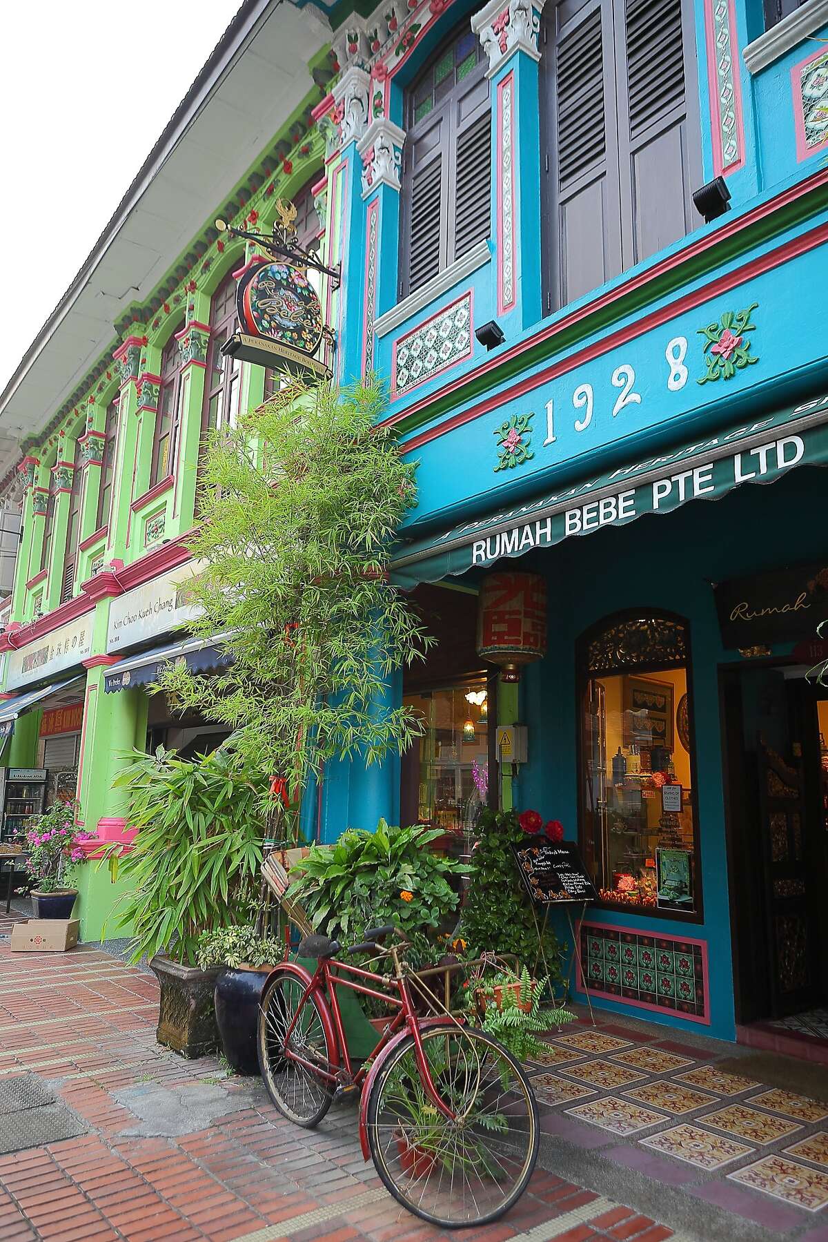 Peranakan enclaves a surprising side of glitzy Singapore