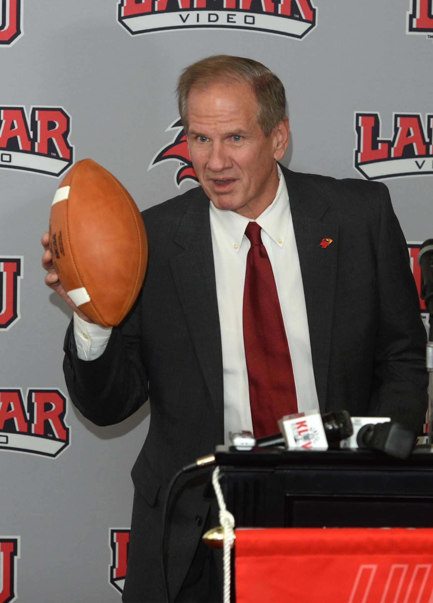 Schultz names eight assistants to Lamar football staff