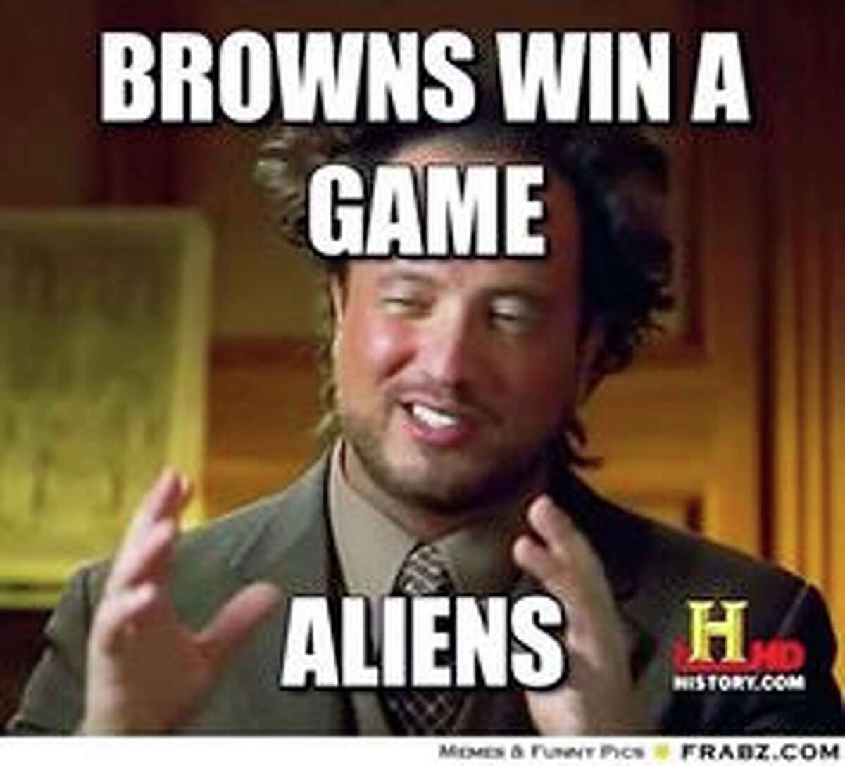 Memes mock kicker's miss that gives Texans a win